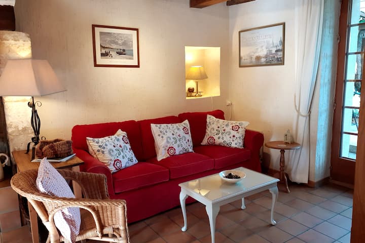 Gîte Rural Avec Piscine Partagée Chauffée Et Clim* - Vallée de la Loire
