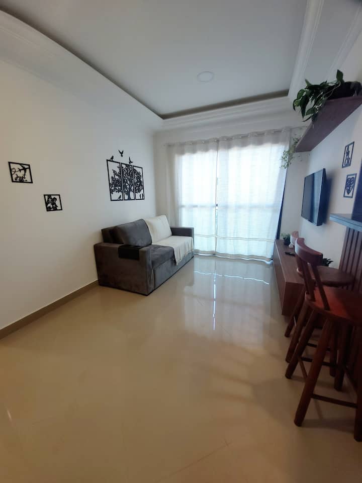 Ref. 204 | Apto. Completíssimo | 2 Qts C/ar Split - Angra dos Reis