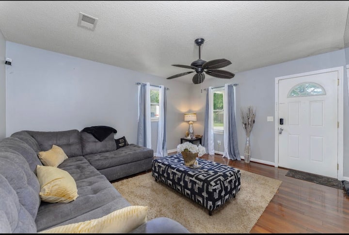 Cozy Room - Summerville, SC