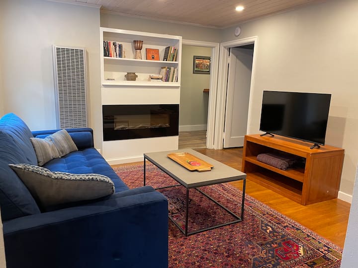 Bright & Updated Furnished 1bd With Patio - Oakland, CA
