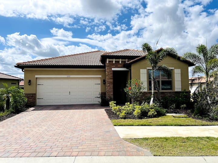 2 Bedroom, 2 Bath Home In Venice - Venice, FL