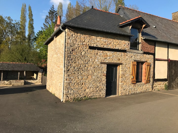 Maison 1 Chambre Dans Longère - Saint-Aubin-du-Cormier