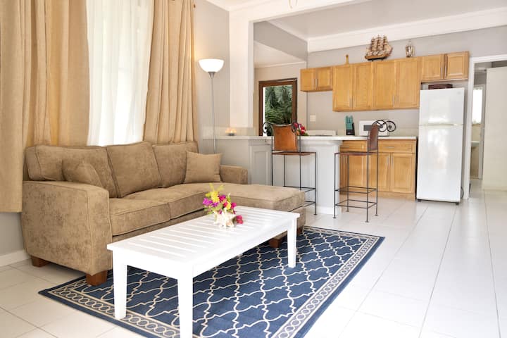 1 Bd Apt At Da'vida's Crocus Bay #4 - Anguilla