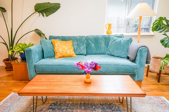 Entire Sunny Home 3 Blocks From The Ocean - Santa Cruz, CA