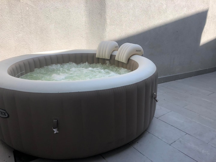 Maison Avec Jacuzzi à 15min Du Centre De Liège - Liege, Province, Belgium