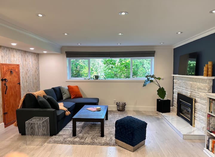 Arborlynn Roots Suite - 노스밴쿠버