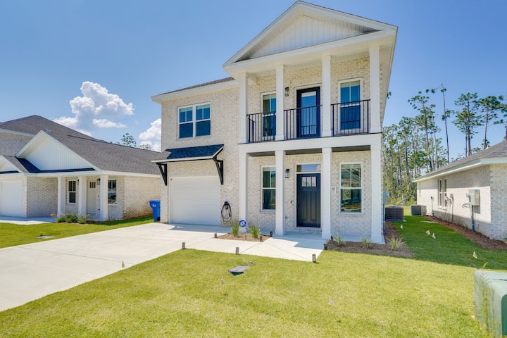 4br Coastal Escape | Corporate Stays |Sleeps 12 - Florida Panhandle, FL