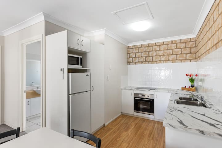 Two Bedroom Serviced Apartment - 투움바