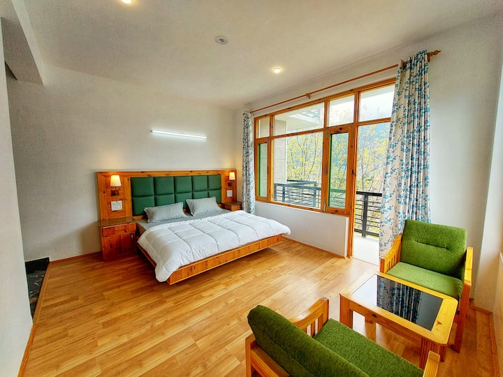 The Trip House, Manali | Ajna Chakra Room - Manali