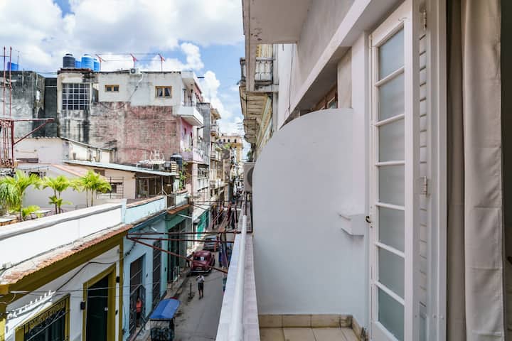 Mana Havana (Wifi Available) - Havana
