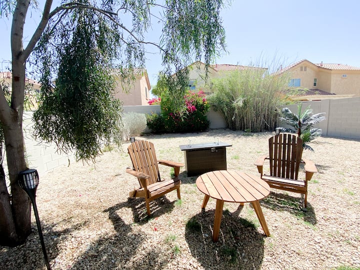 Stylish Cozy Home Near Asu W/ King Bed & Parking - Tempe, AZ