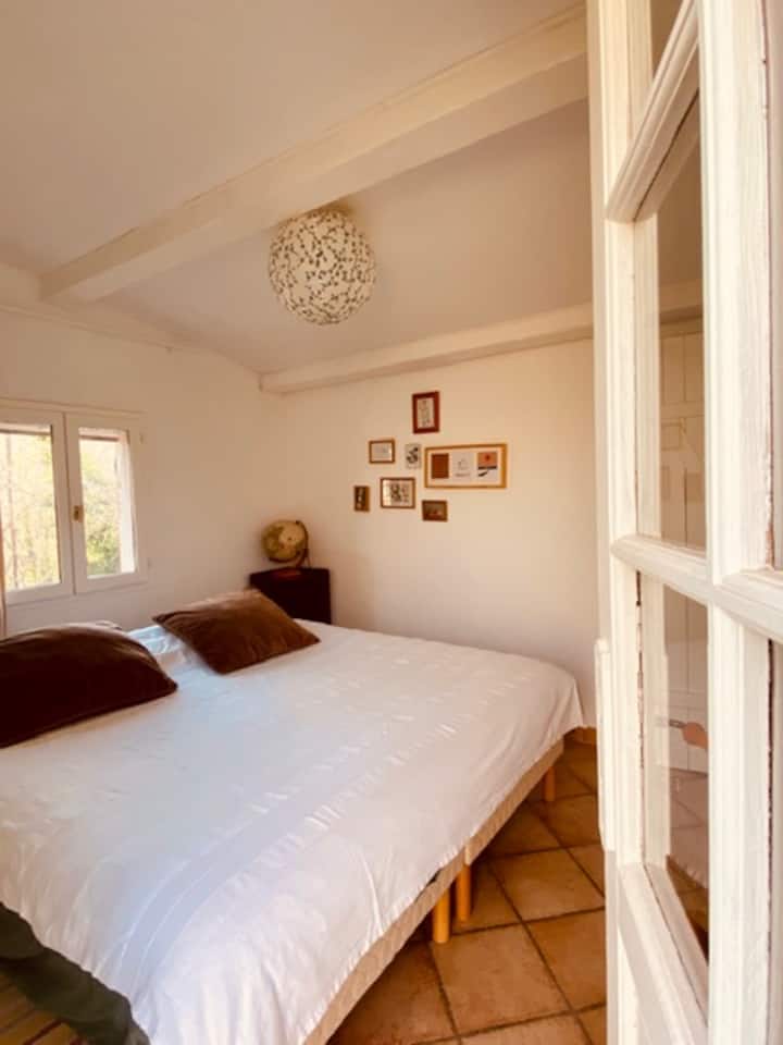 Deux Chambres En Pleine Nature Au Coeur Du Luberon - Rustrel