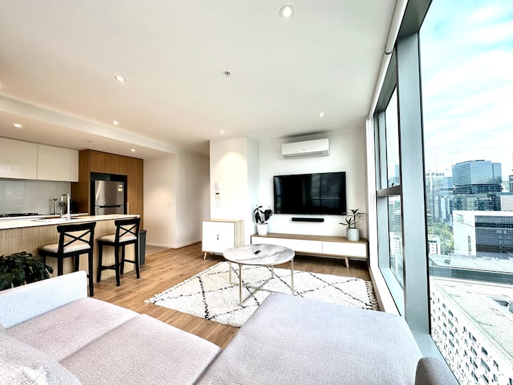 Bright & Airy 2br With View. Free Wi-fi & Parking - Brooklyn