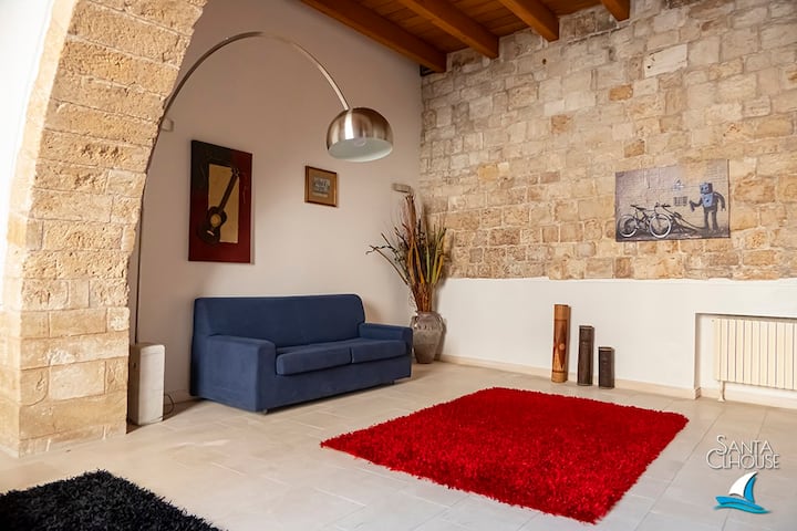 Santa Clhouse - Maison Verticale - Bari