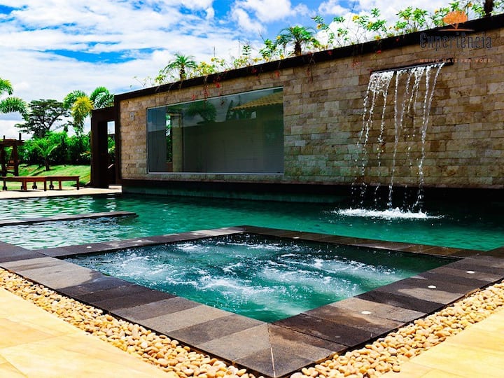 Aluguel Casa De Luxo Temporada. - Trindade