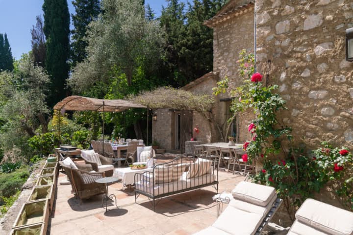 Idyllic 1800s House For Luxury Stay In Provence - Grasse