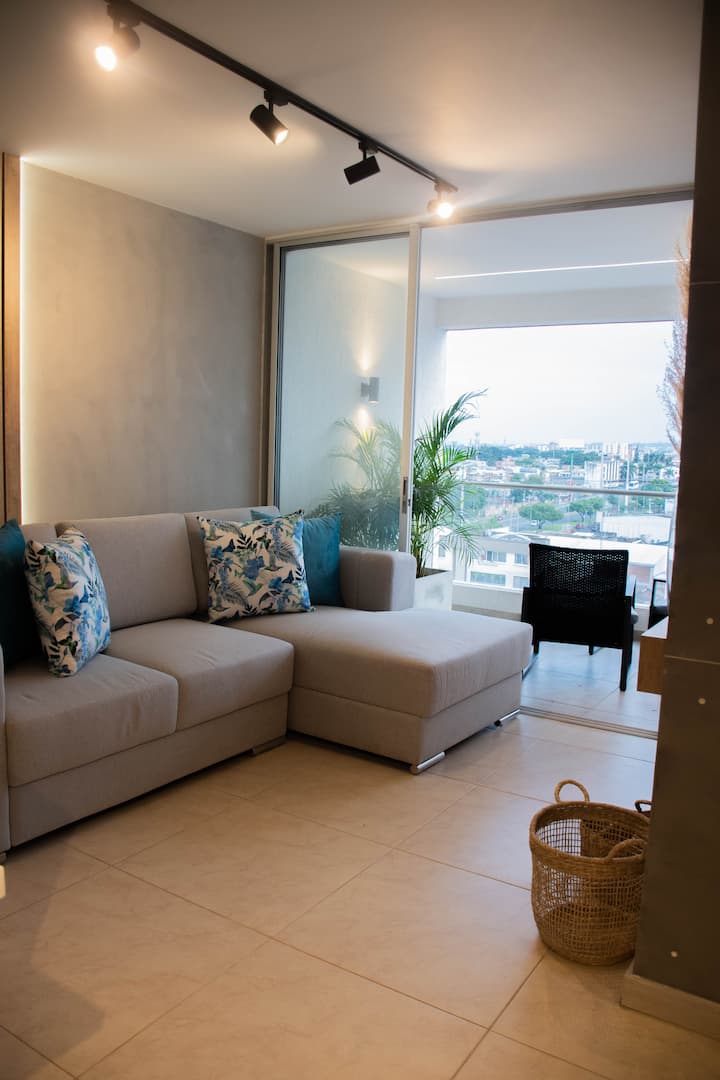 Céntrico, 3br Lujoso Moderno Con Vista Panorámica - Cali