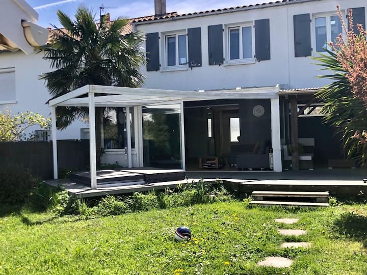 Maison Proche Centre Avec Jacuzzi - La Rochelle
