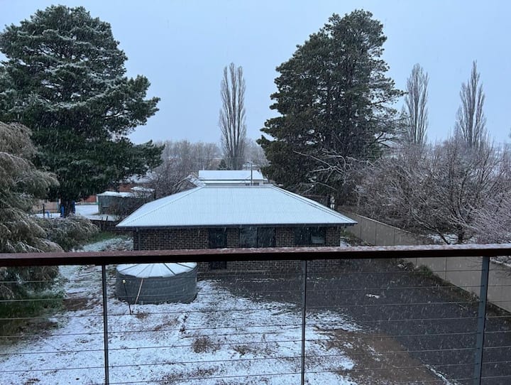 Gateway To The Snowy Mountains - Berridale