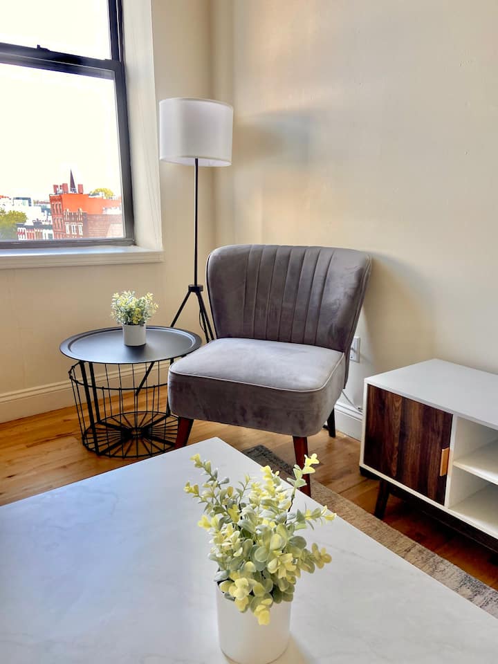 228-stylish 2 Bedroom 2 Bathroom Apt In Hoboken! - Weehawken, NJ