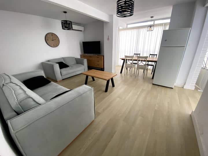 Beautiful Renovated Apartment In Calpe - Calp