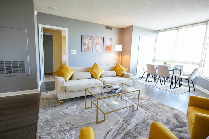 Ballston Getaway | Queen Suite~ - Arlington, VA
