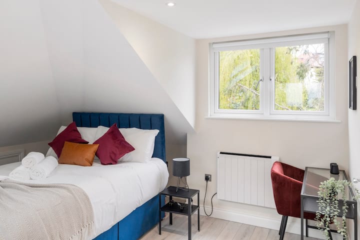 The Staycation Spot: Luxe Studio - Edgware