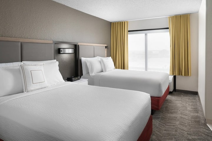 Luxury Two-bed Hotel Suite W/bkf Near Hobby - Houston, TX