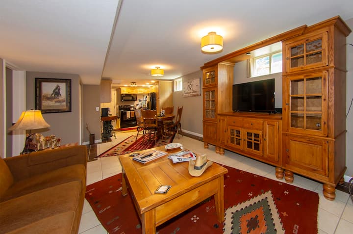 Trudy's Cheyenne Apartment - Wyoming