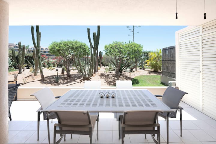 Great Condo Steps To Restaurants, Shops And Ocean - San José del Cabo