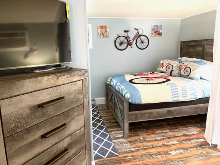 The Bicycle Bungalow - Appleton