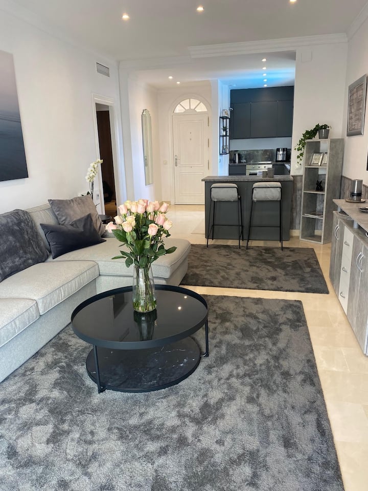 Newly Renovated Aloha Gardens - Puerto Banús