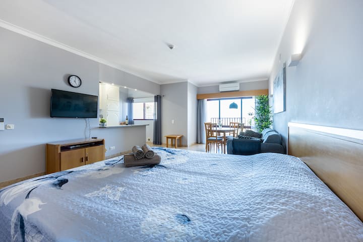 Bay Apart - Air Cond, Wifi, Park, Pool, Beach 250m - Portimão