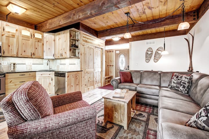 Best Of Breck | Steps To Main, Heated Pool & Spa - Breckenridge, CO