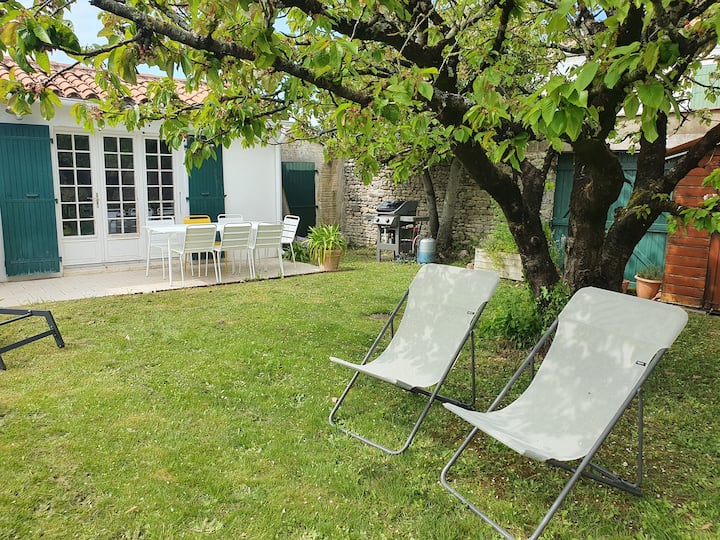 Rhétaise Rénovée 2023 Avec Studio Indépendant - Île de Ré