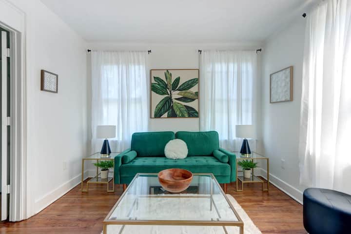 Fresh Modern Apartment By Daffin - Savannah, GA