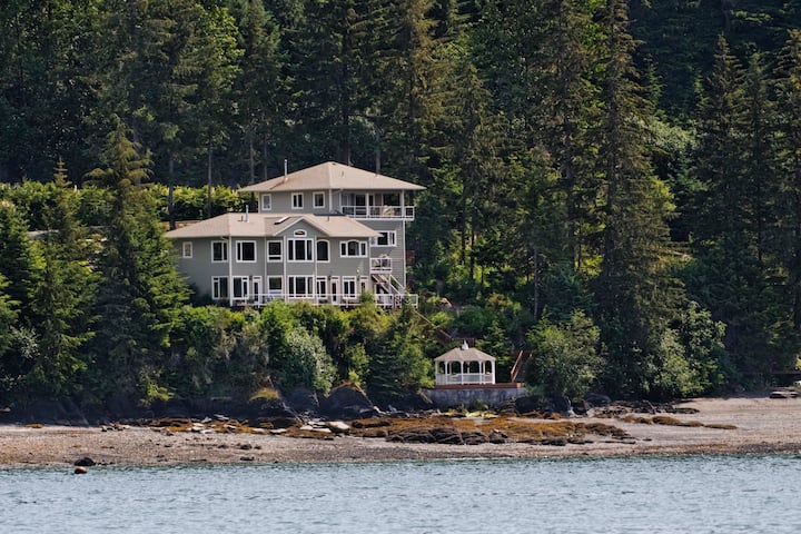 Alaska Northern Sands Suite - Juneau, AK