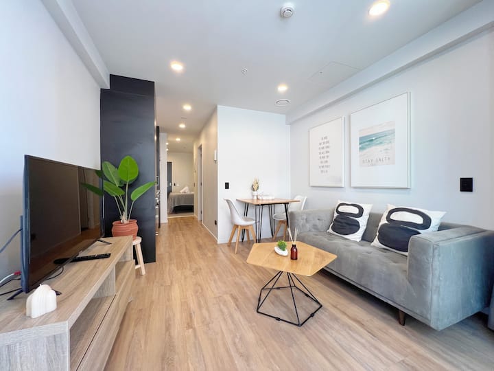 1 Bedroom City View Studio With Suana/pool/gym -