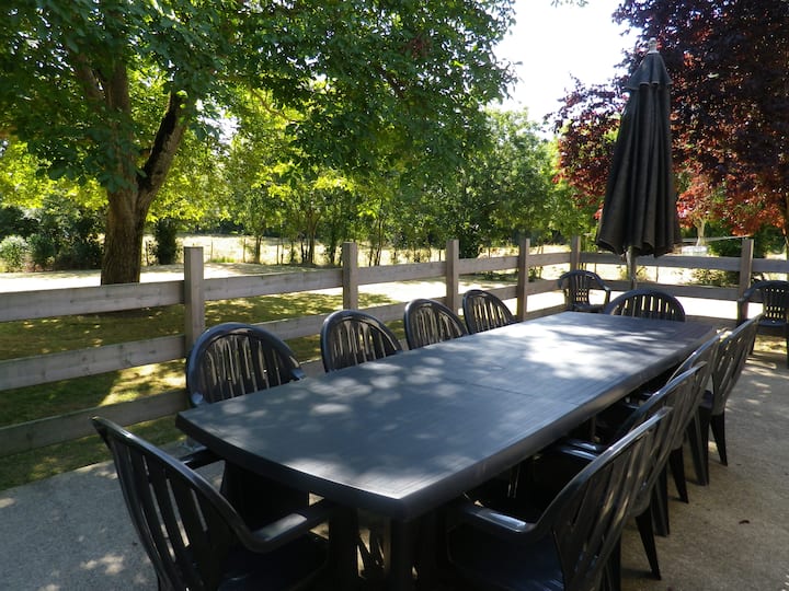 Grande Maison Pour 11 Pers
Location Week-end, Sem - Fontenay-le-Comte