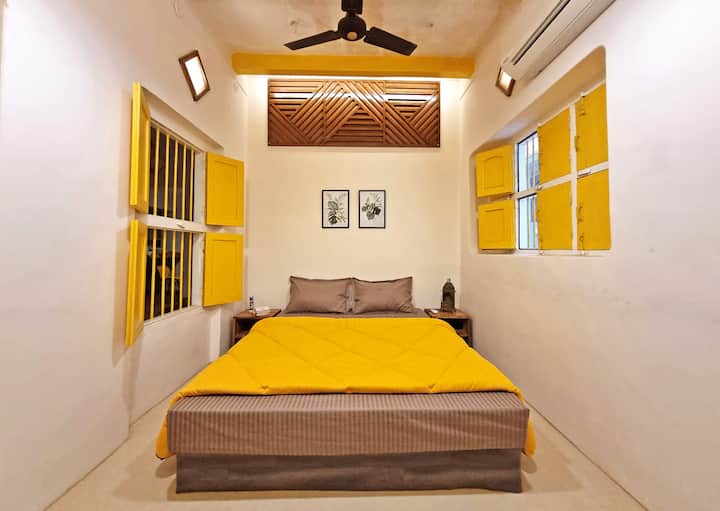 Ith • Charming Vintage Room Close To Namo Ghat - Varanasi