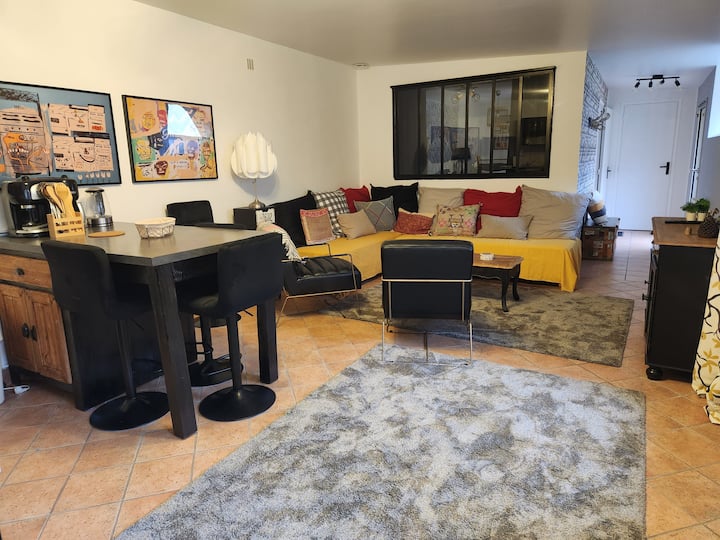 Maison Laval - Laval, France