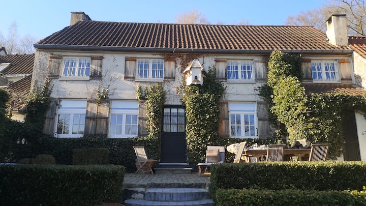 Cosy House With Beautiful Garden (Forest Ahead) - La Hulpe