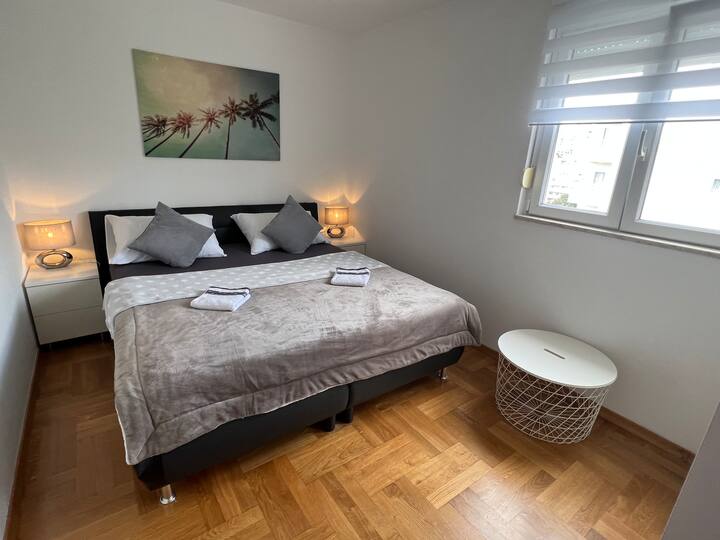 Split Seaside Retreat - Split