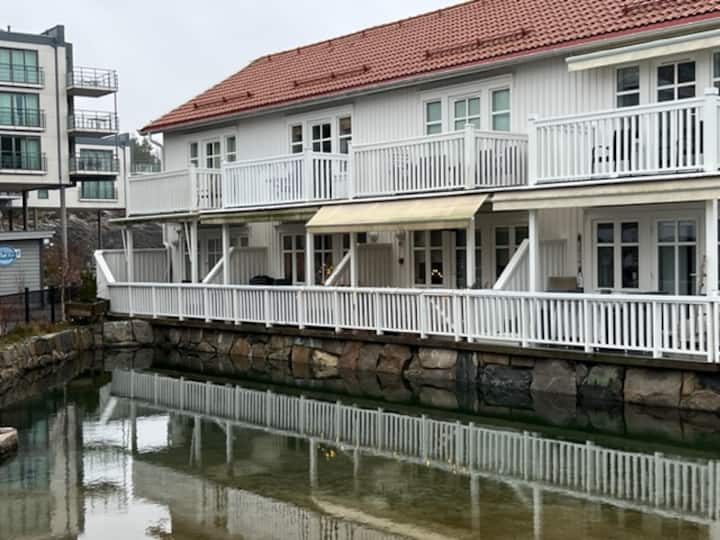 Fantastiskt Golf- Och Semesterboende Vid Vatten! - Strömstad