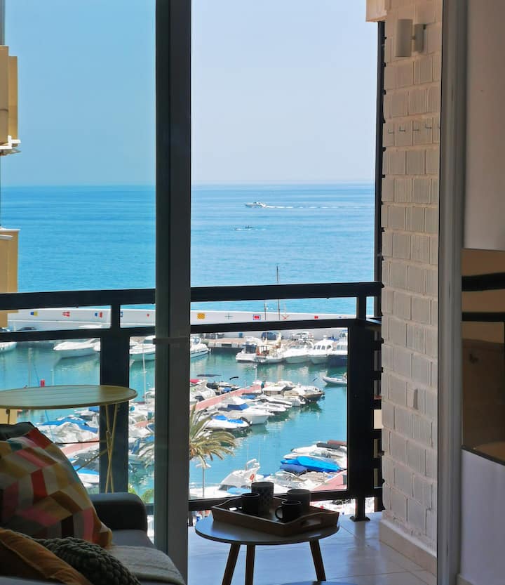 Sky-high Sea Views | Steps To Marina | Wfh - Marbella
