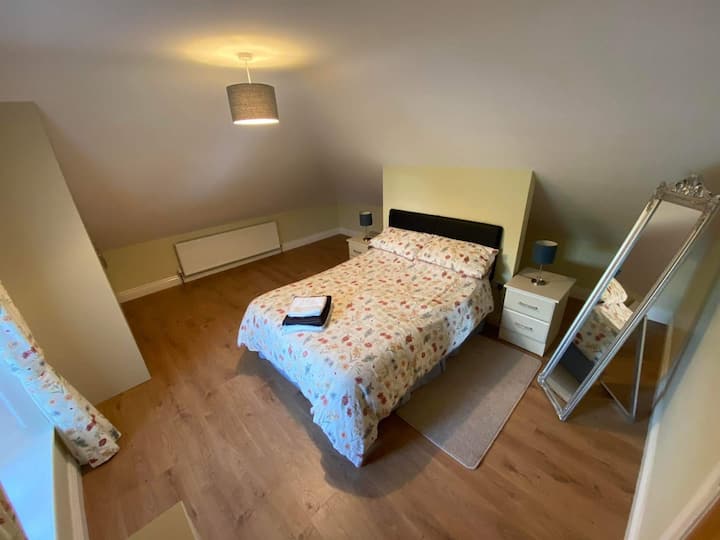 Bed(1) Double Sleeps 2 + Breakfast - Monaghan