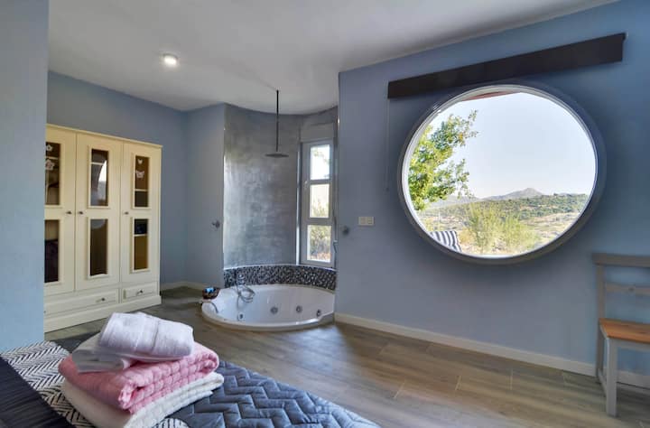 Almenaralove Bellaluna - Zarzalejo