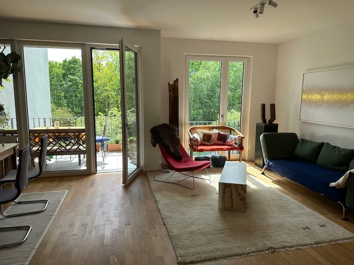 Großzügige, Freundliche, Helle Whg, Blick Ins Grün - Berliini