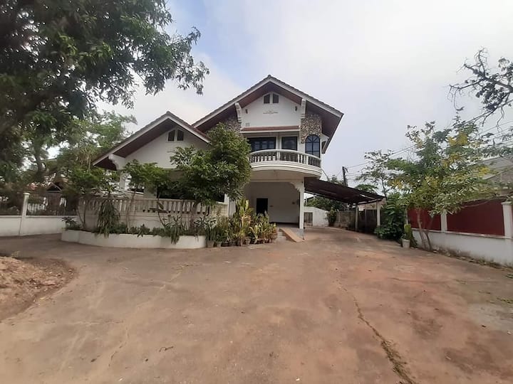 House For Rent In Vientiane Lao - Vientiane