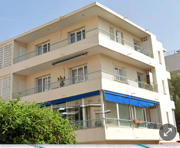 Appartement Proche Centre Ville - Cap Estérel